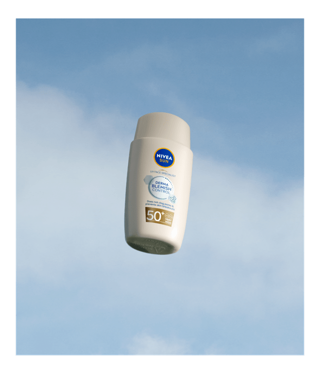 NIVEA SUN UV Face Derma Skin Clear SPF50+