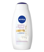 Shea Nourish Body Lotion to smooth dry skin| NIVEA®